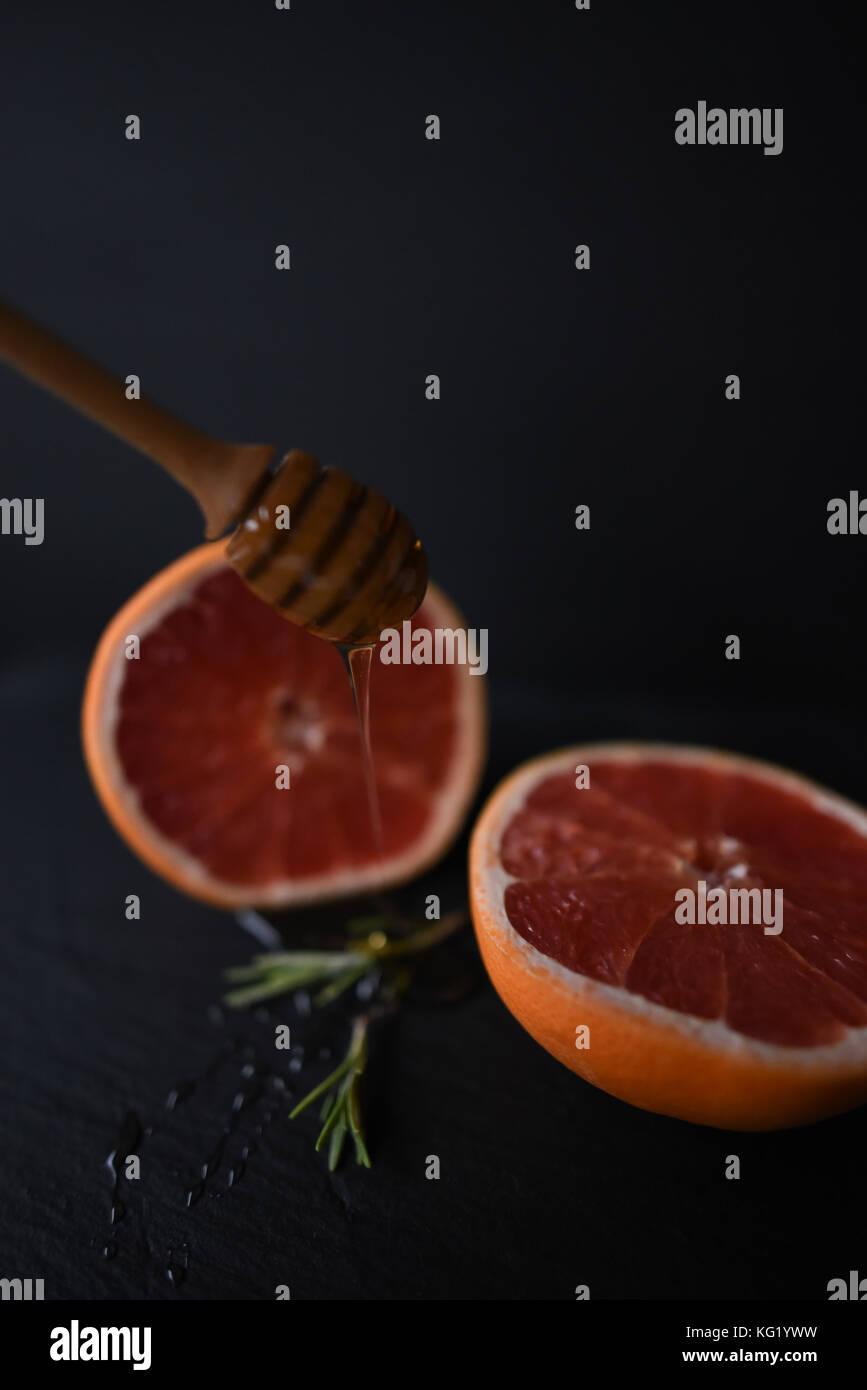 Small grapefruit tree hi-res stock photography and images - Alamy