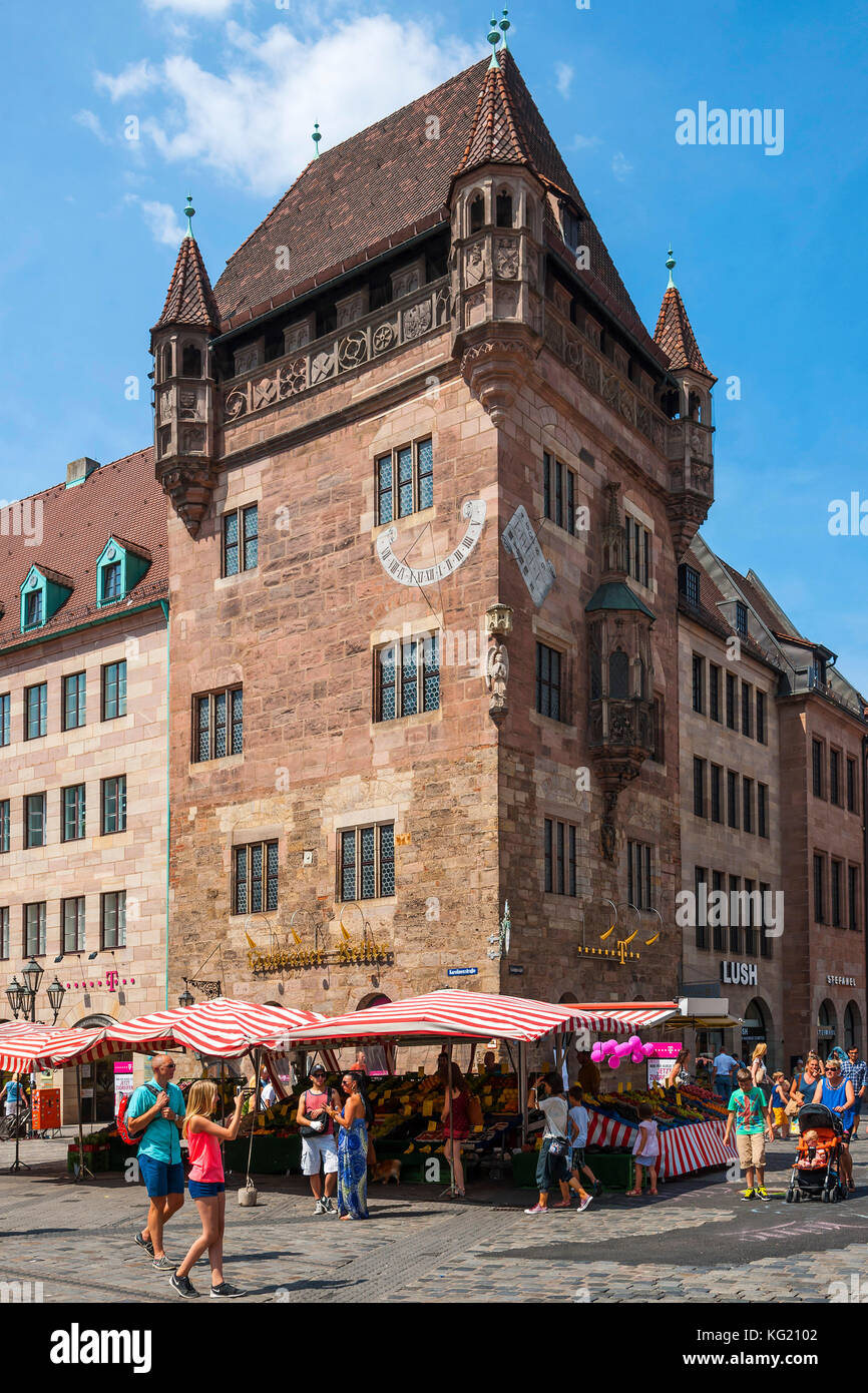Nürnberg, Mittelfranken, Bayern, Germany : Nassauer Haus Stock Photo ...
