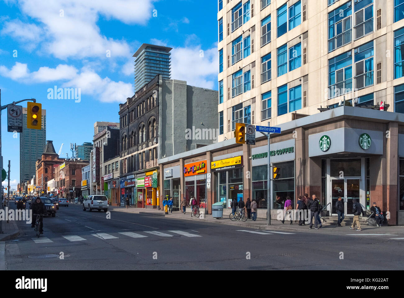 Canada yonge street hi-res stock photography and images - Alamy