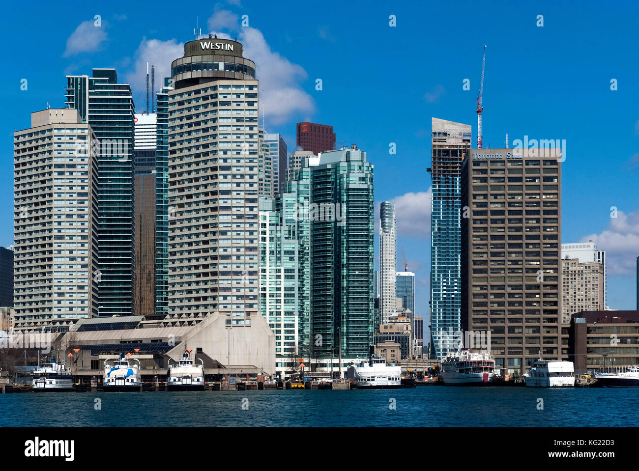 Toronto ferry terminal hi-res stock photography and images - Alamy
