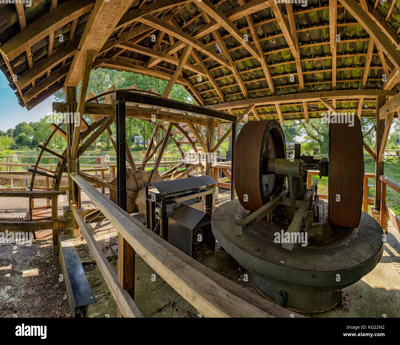 Waterwheel mill with 2 millstones, Netherlands *** Local Caption ...