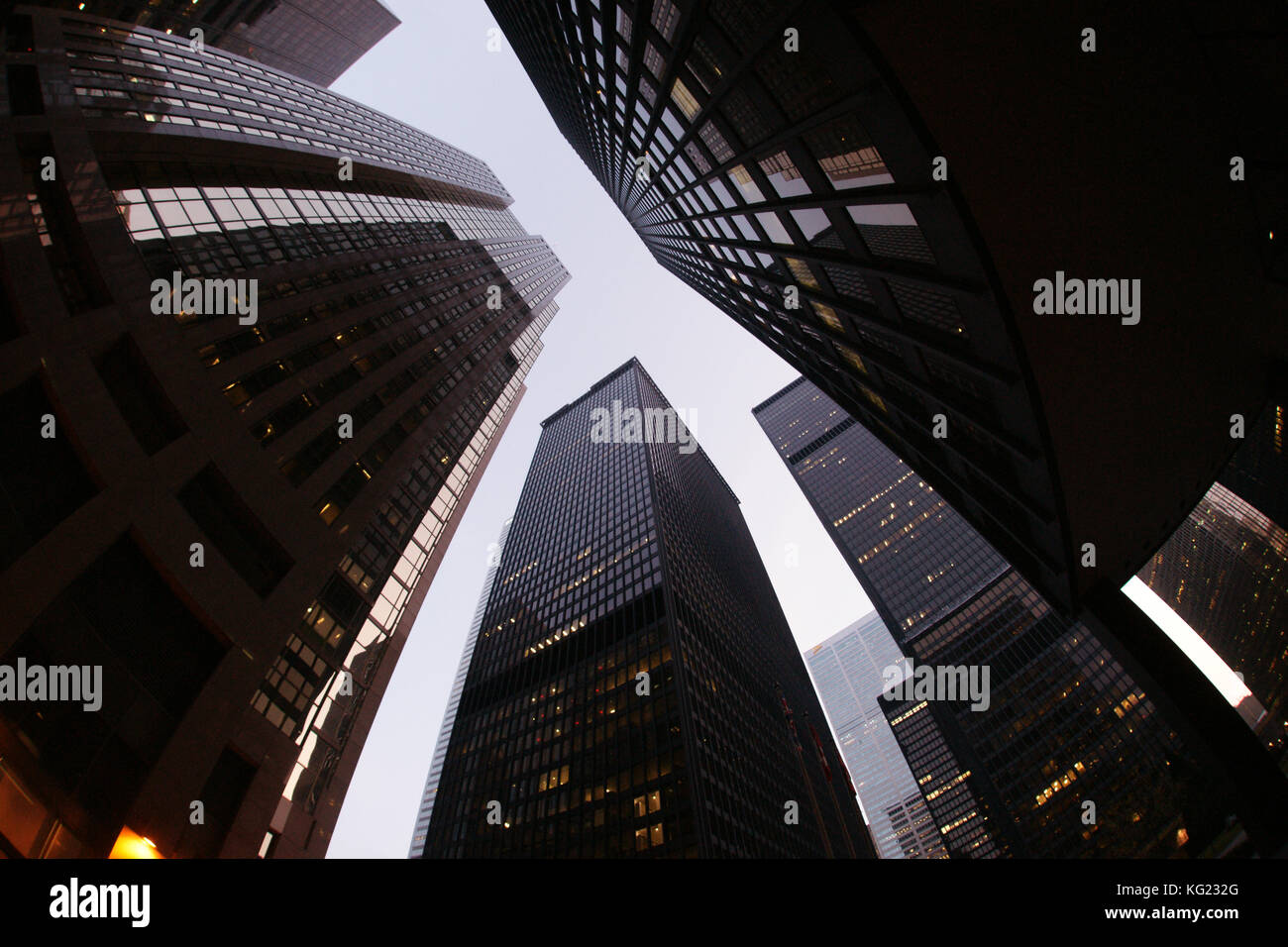 Toronto business district hi-res stock photography and images - Alamy