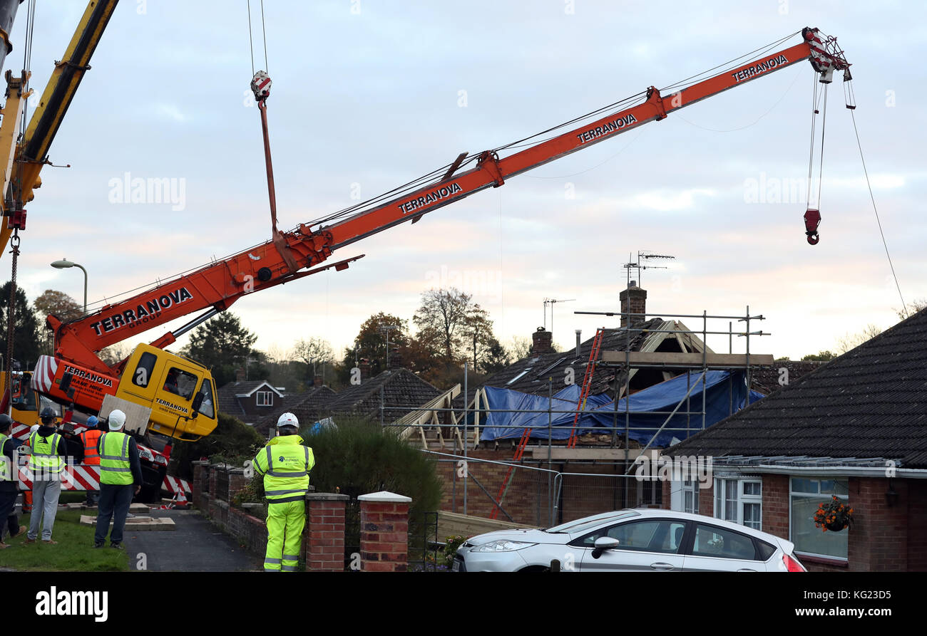 Hoisted upright hi-res stock photography and images - Alamy