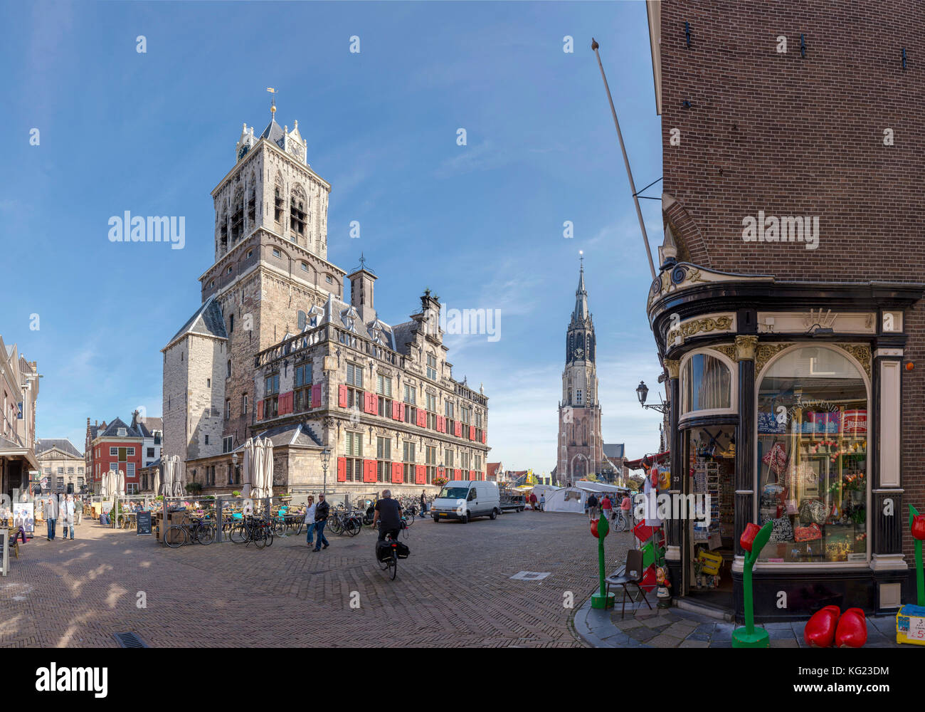 The Market square with the town hall and the New Church, Delft, Zuid ...