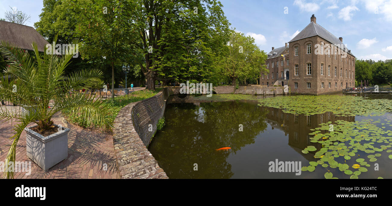 Arcen castle hi-res stock photography and images - Alamy
