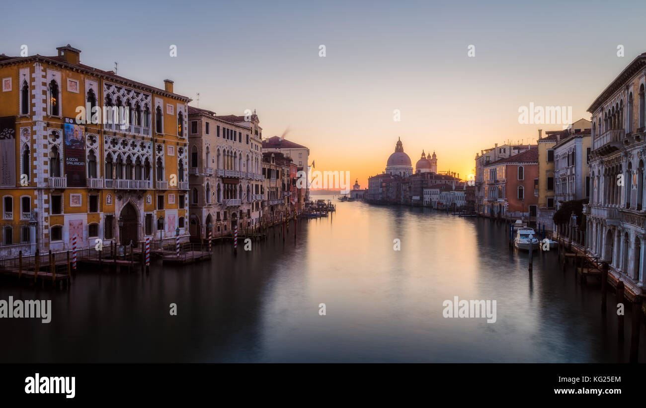 Sunrise at the Grand Canal, Venice, UNESCO World Heritage Site, Veneto ...