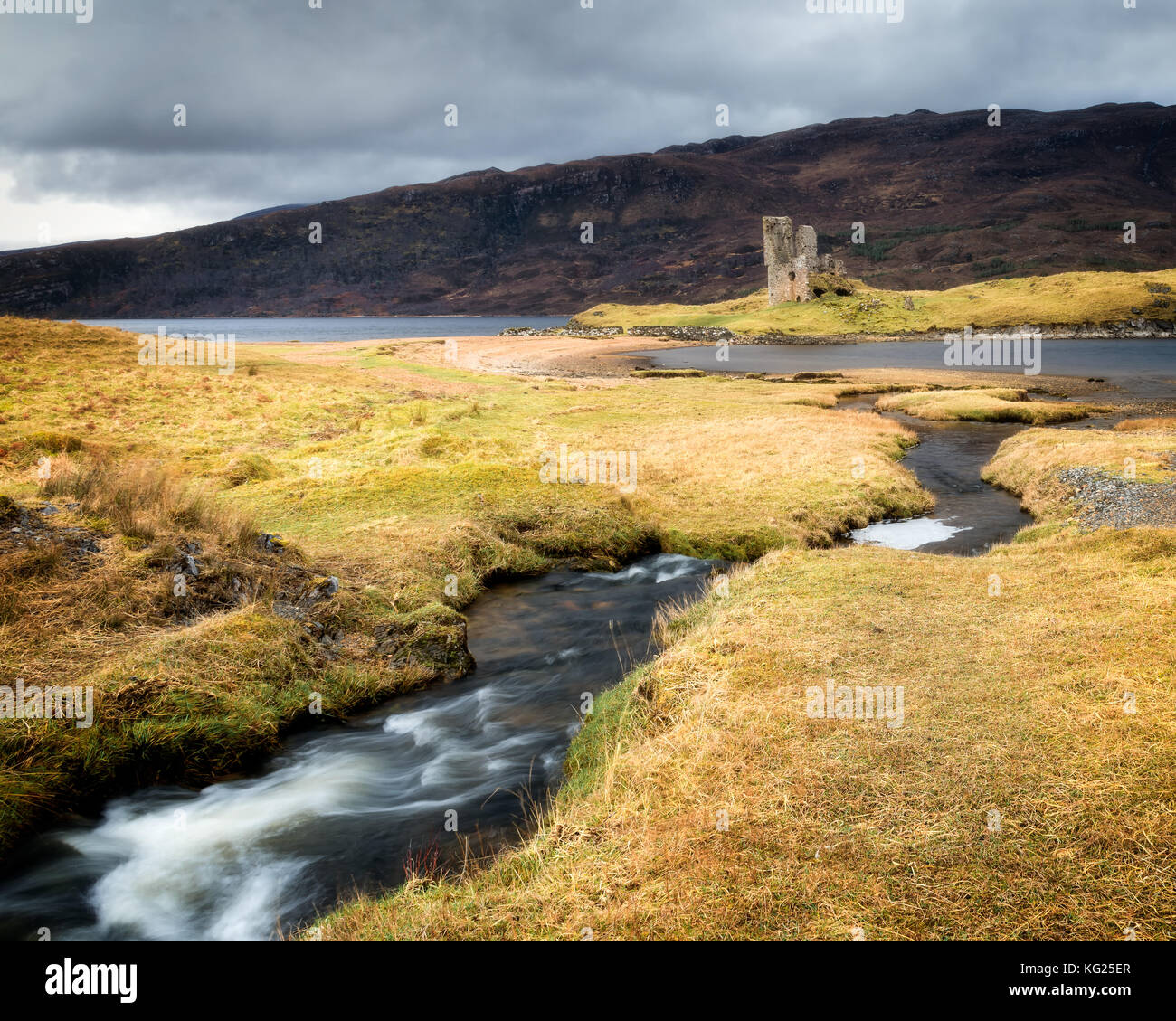 Ardvreck Castle, Sutherland, Highlands, Scotland, United Kingdom ...