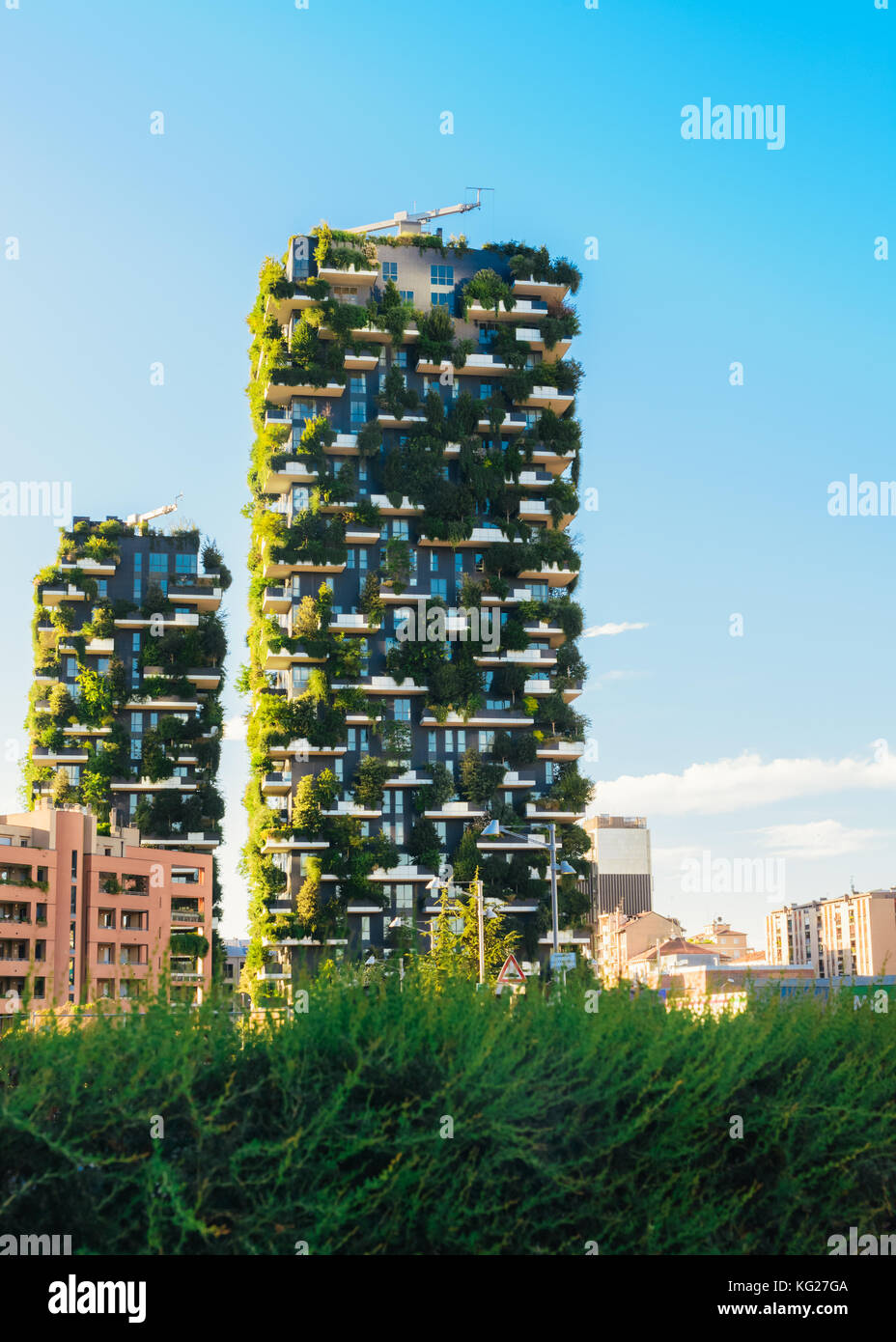 Bosco verticale hi-res stock photography and images - Alamy