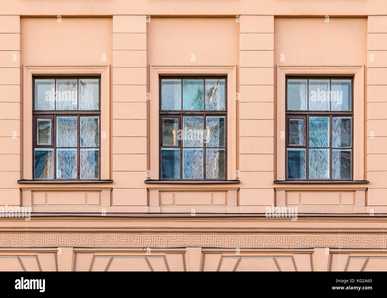 Old antique concrete building office hi-res stock photography and ...