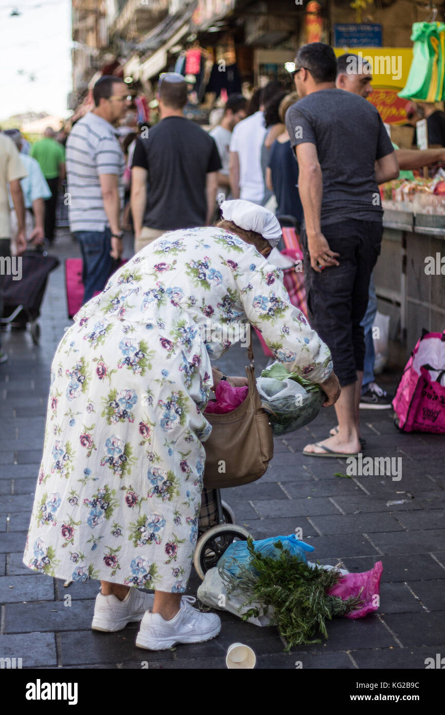 Jerusalem market hi-res stock photography and images - Alamy