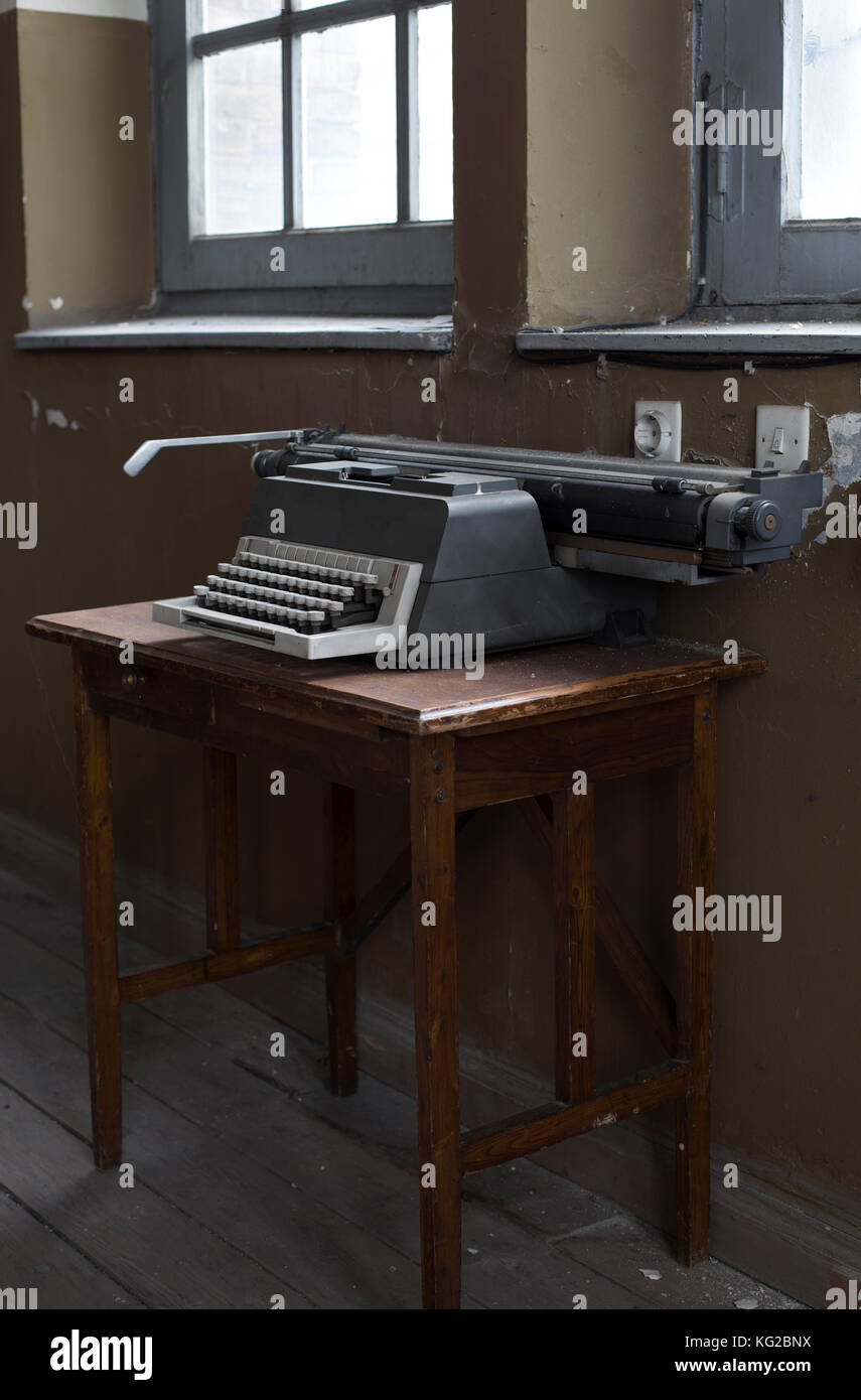 Office machine hi-res stock photography and images - Alamy