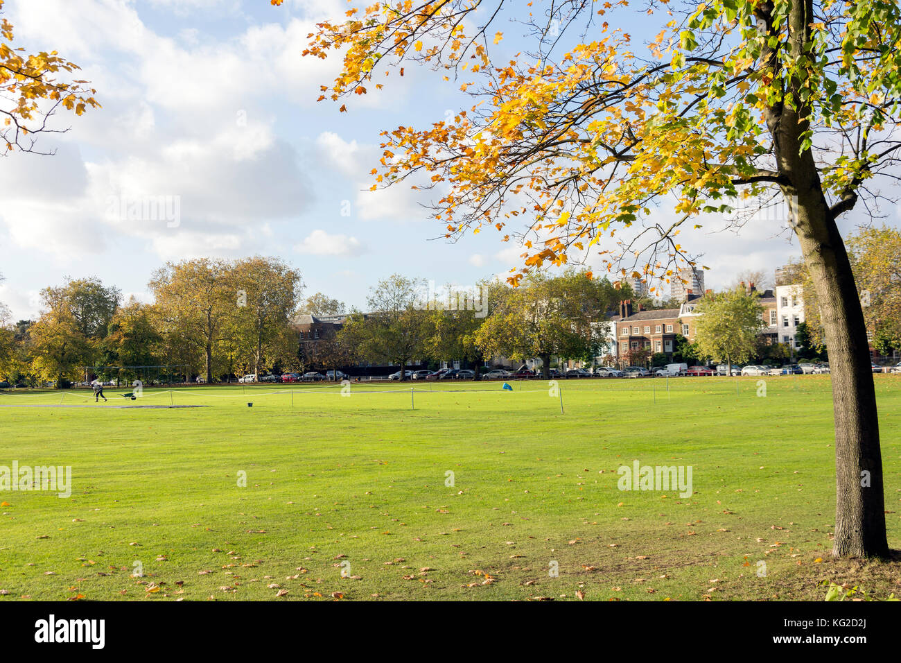 Kew green hi-res stock photography and images - Alamy