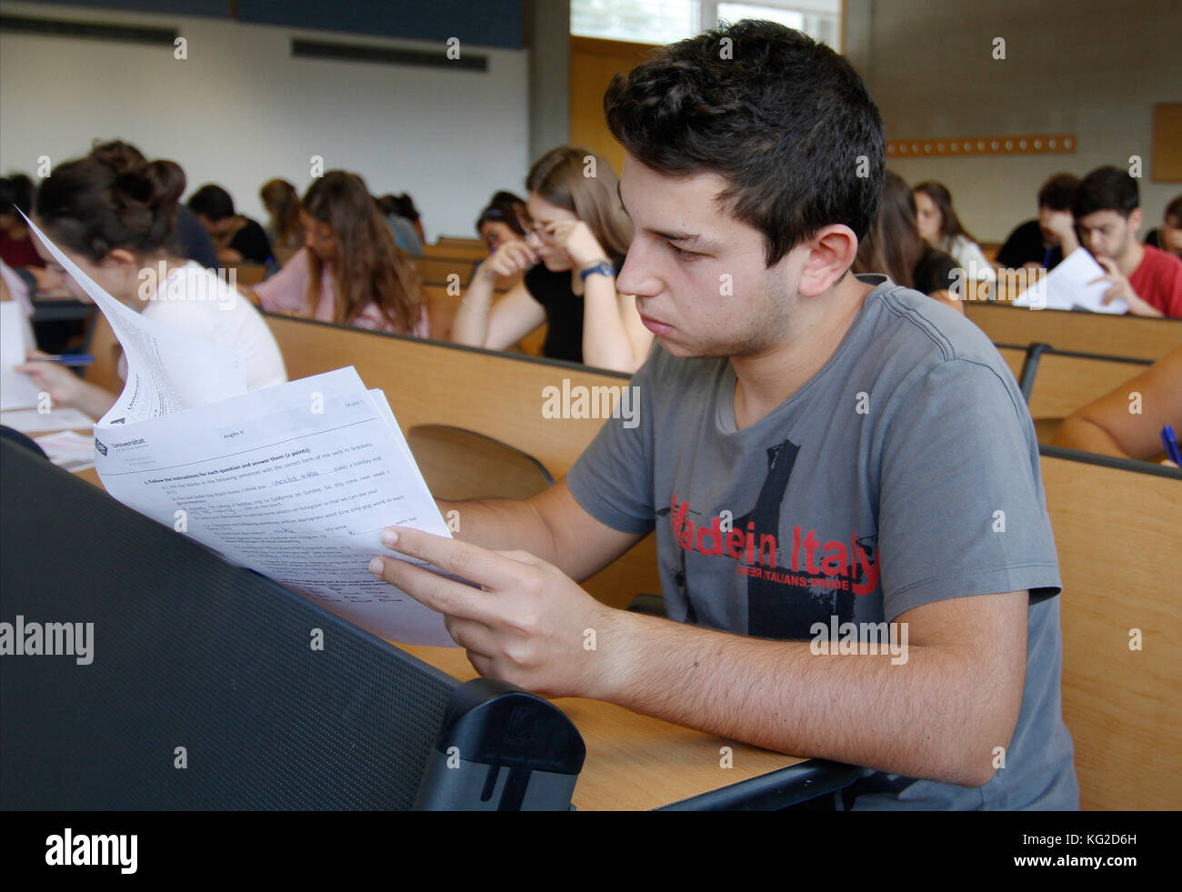 University application hi-res stock photography and images - Alamy