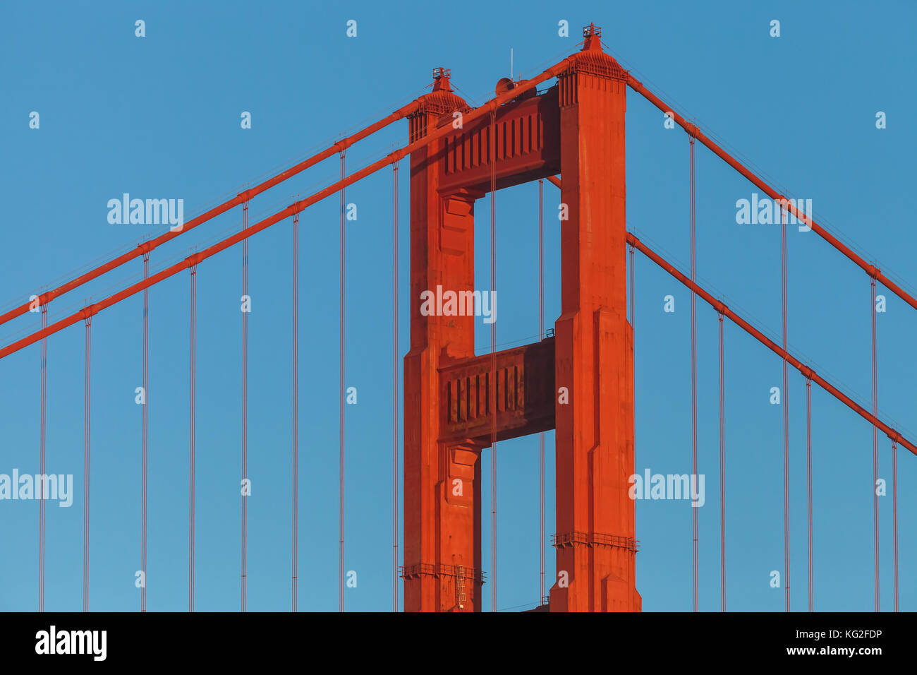 Close up of the structure of the Golden Gate Bridge, San Francisco ...