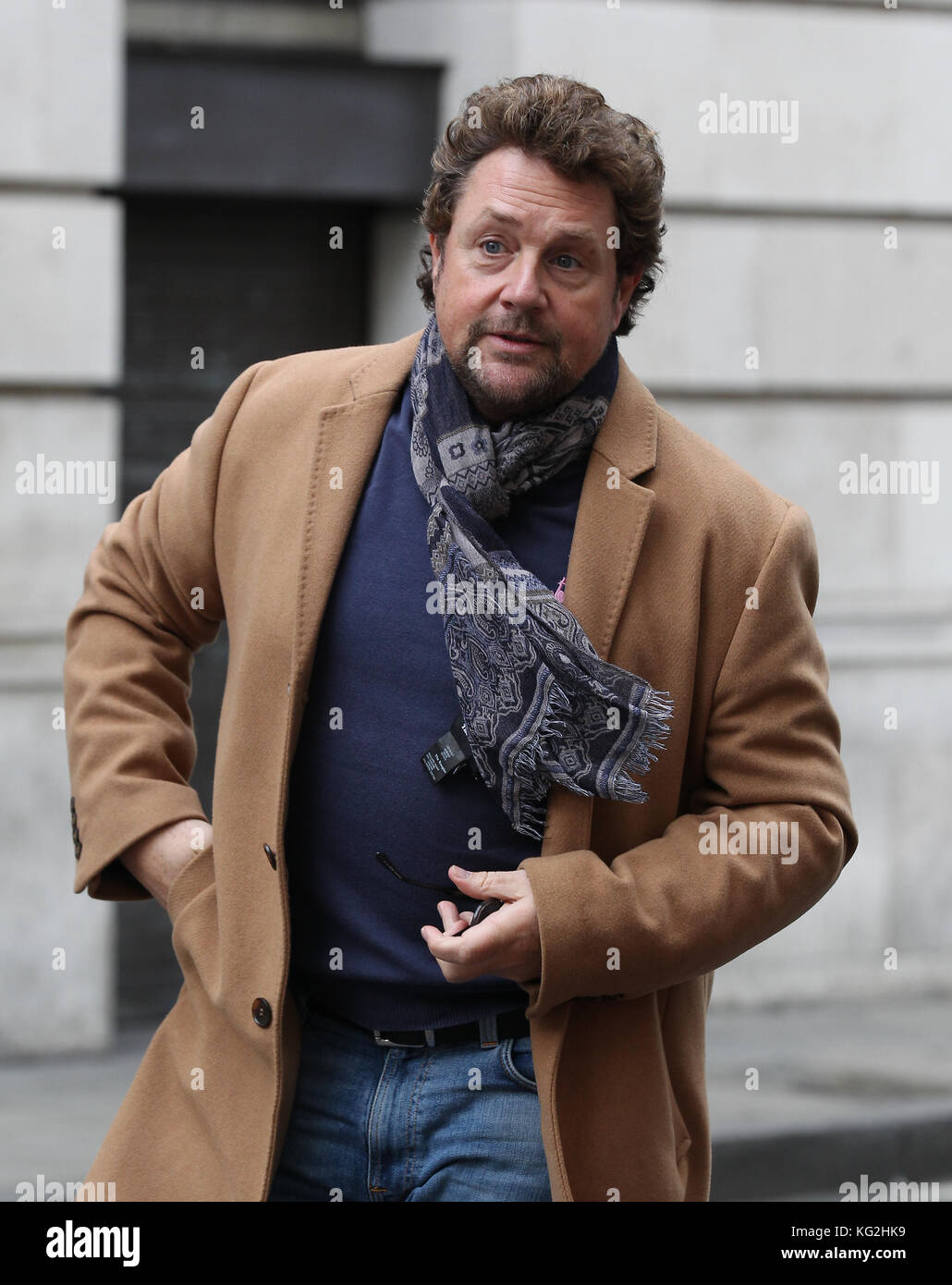Michael ball singer hi-res stock photography and images - Alamy