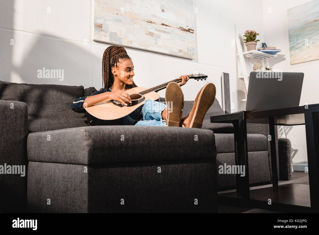 playing guitar Stock Photo - Alamy