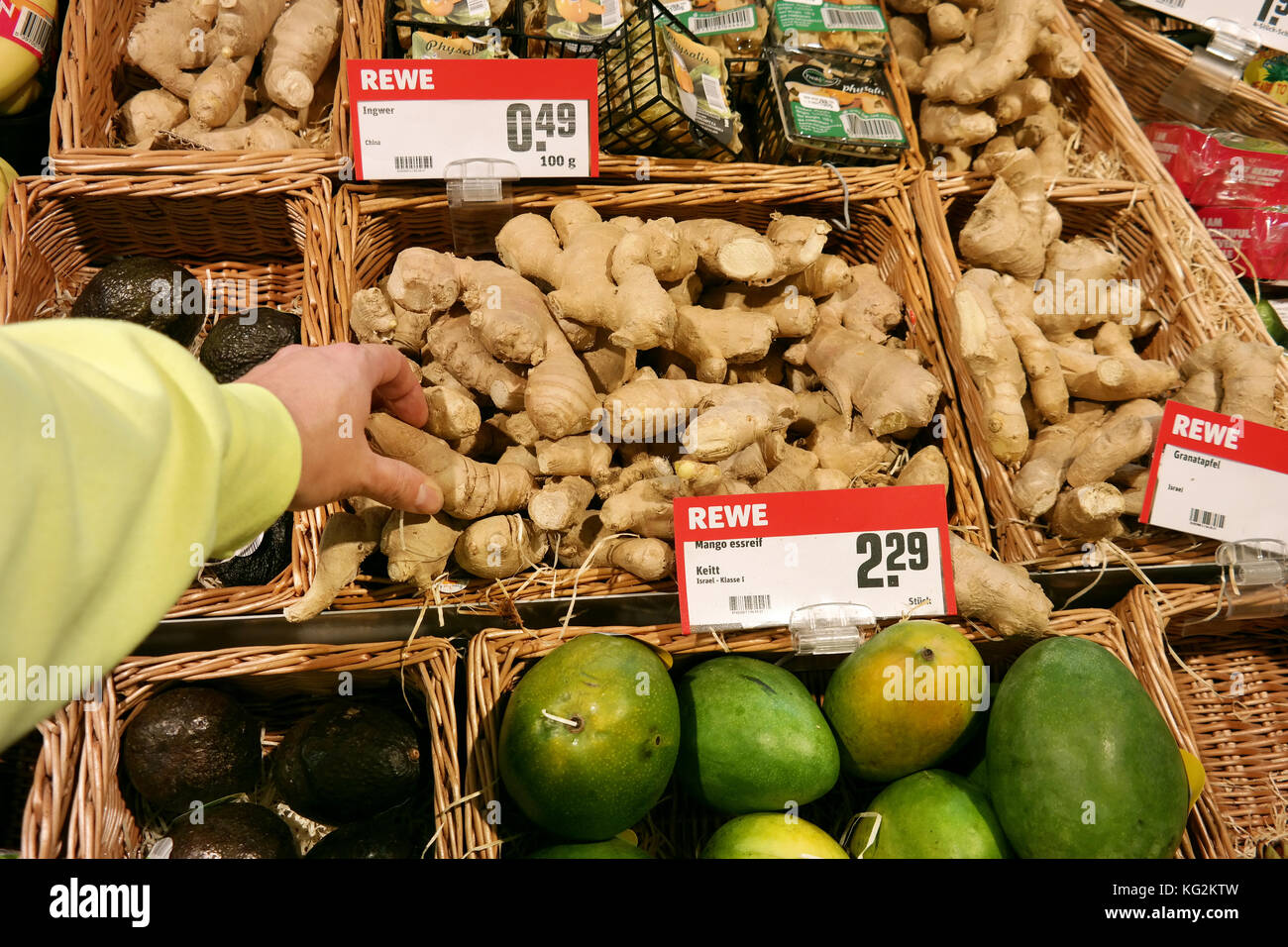 Do You Refrigerate Ginger: Essential Storage Tips - Hujaifa