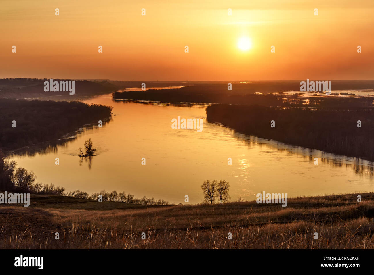 Beautiful sunset over winding hi-res stock photography and images - Alamy
