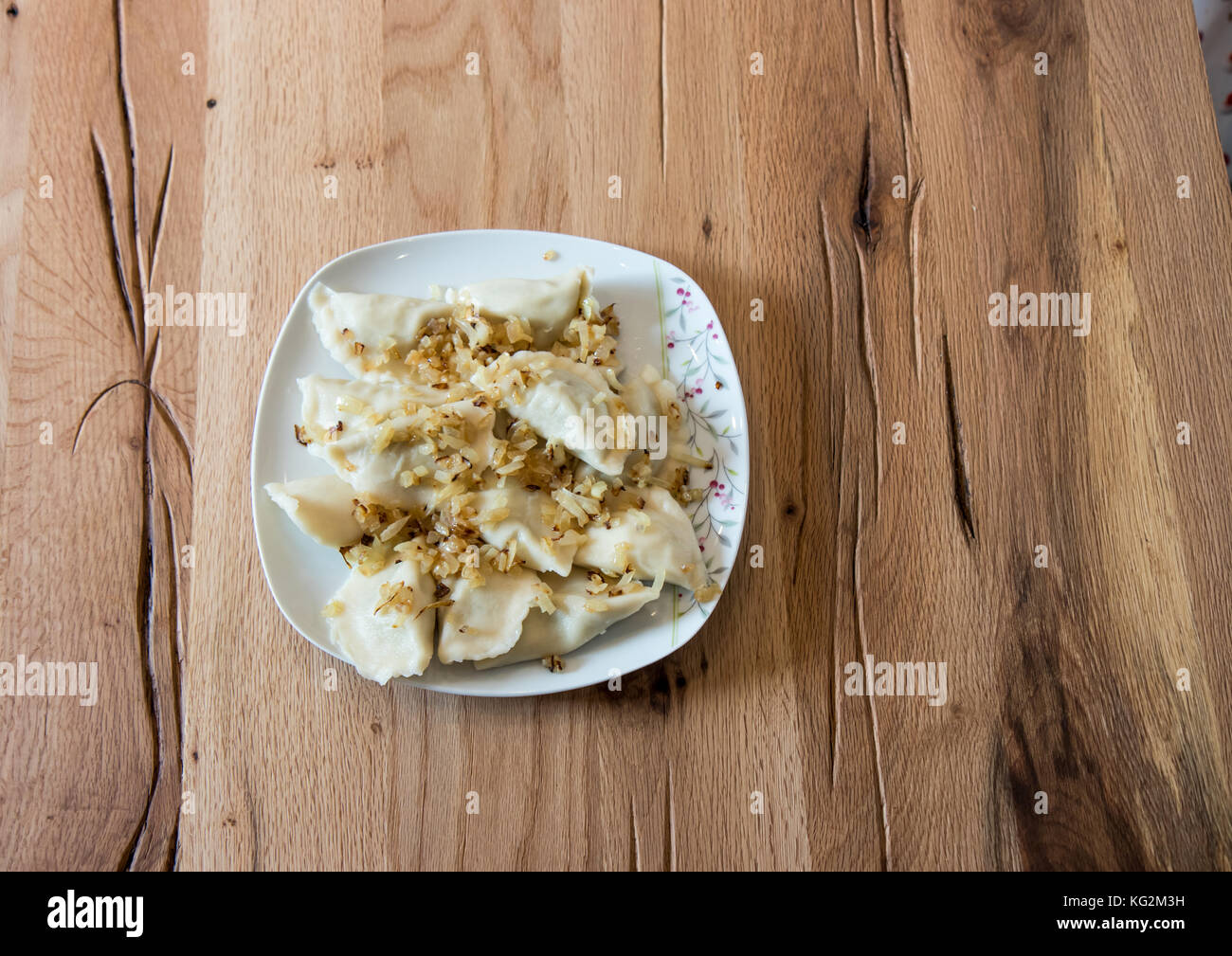 Fresh boiled dumplings hi-res stock photography and images - Alamy