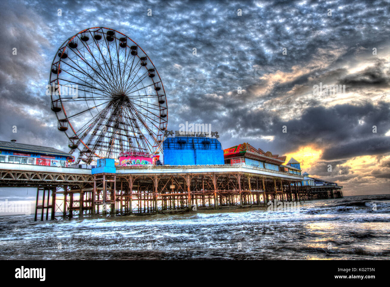 Town of Blackpool, England. Picturesque dusk view of Blackpool’s ...