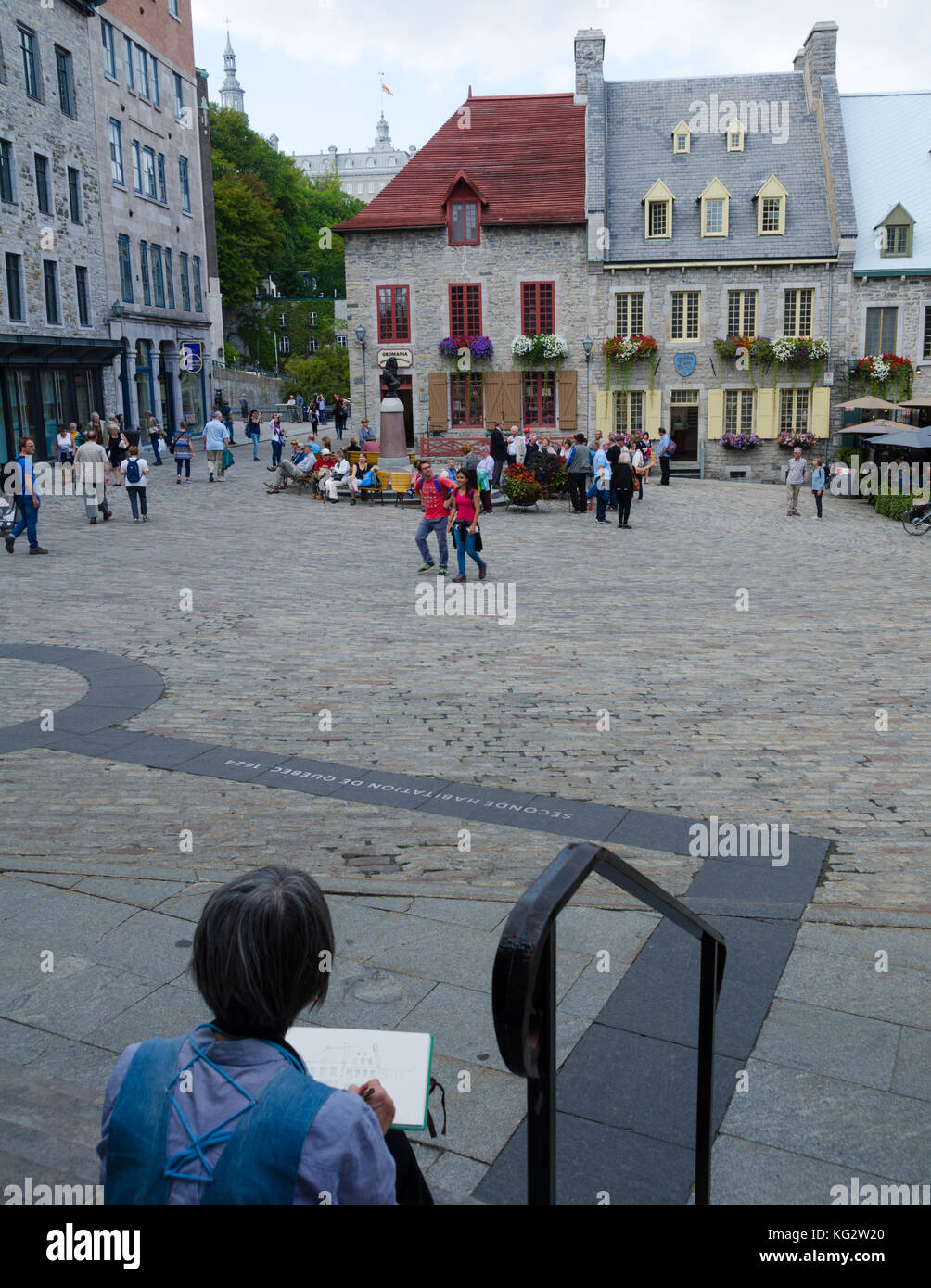 Quebec city old quarter hi-res stock photography and images - Alamy