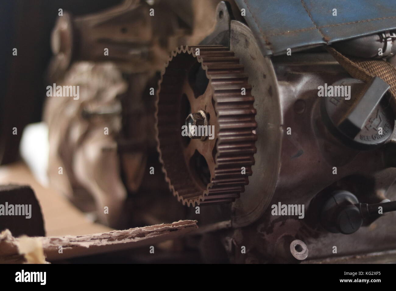 Old gear on rusty car engine Stock Photo - Alamy