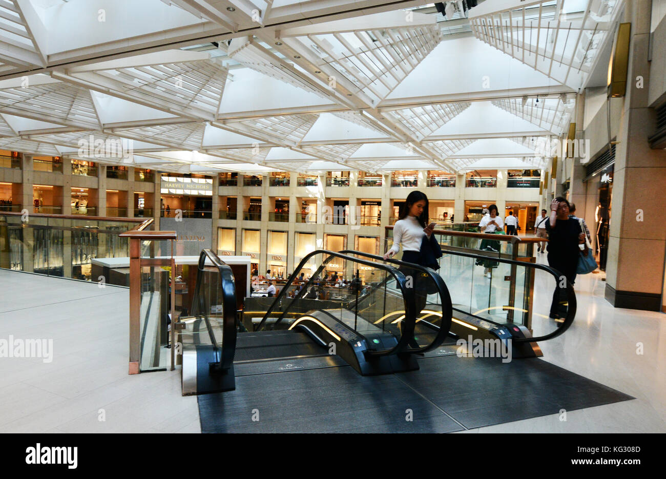 The Landmark shopping mall in Central, Hong Kong Stock Photo - Alamy