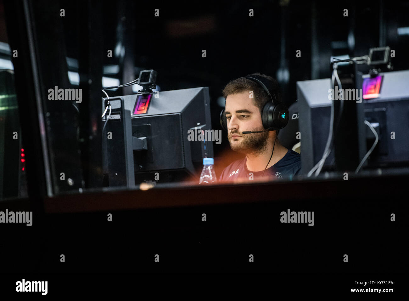 Dslr video shooter hi-res stock photography and images - Alamy