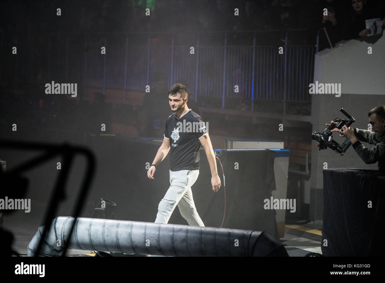 Dslr video shooter hi-res stock photography and images - Alamy