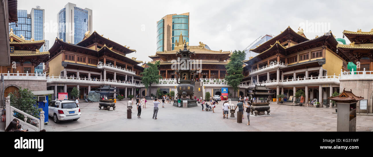 Panorama of Jing'an Temple, Shanghai, China Stock Photo - Alamy