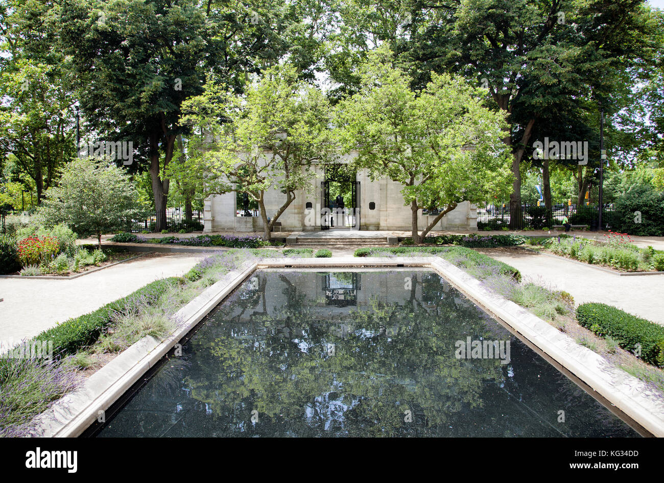 Rodin Gardens High Resolution Stock Photography and Images - Alamy