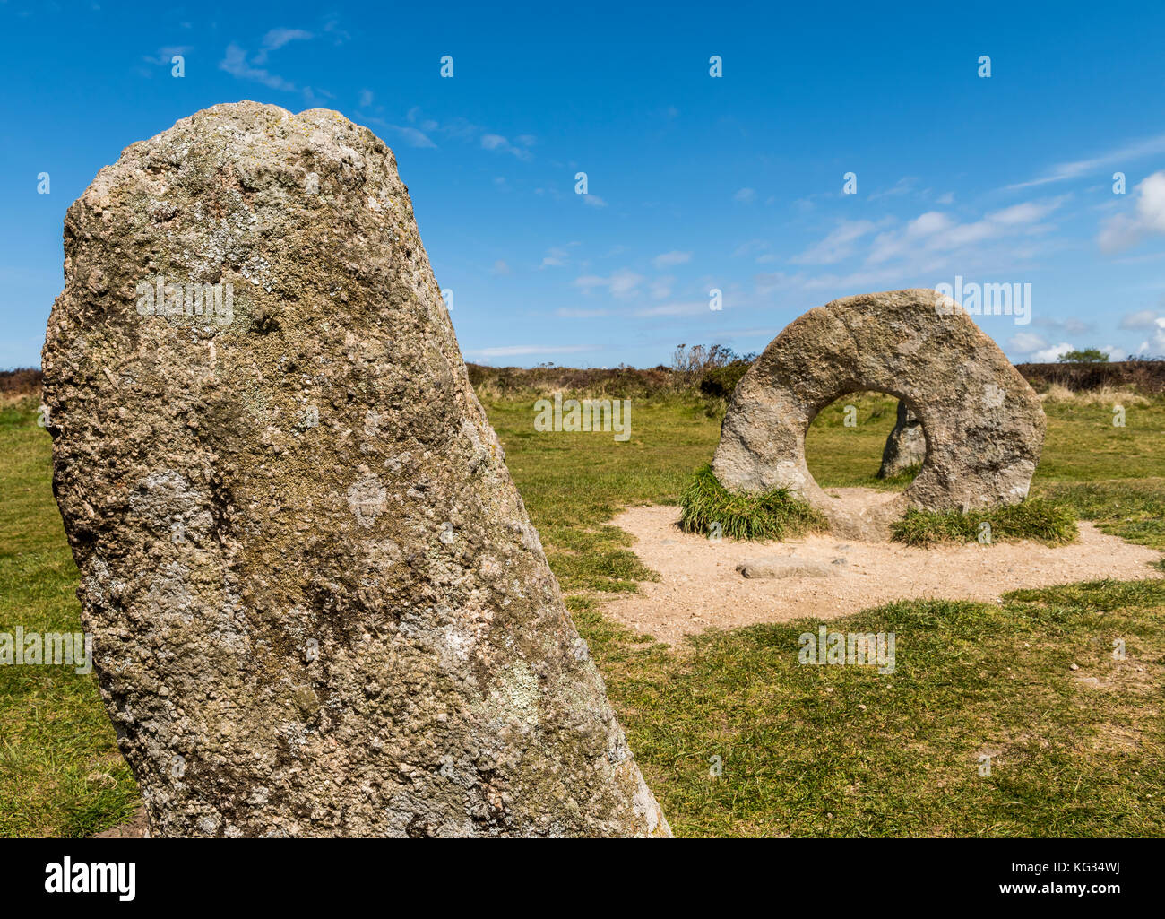 'Stone Circle' Men-an-Tol with three standing stones on a meadow in ...