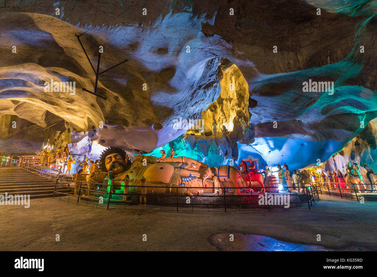 One of the caves in the Batu Caves complex, Malaysia Stock Photo - Alamy