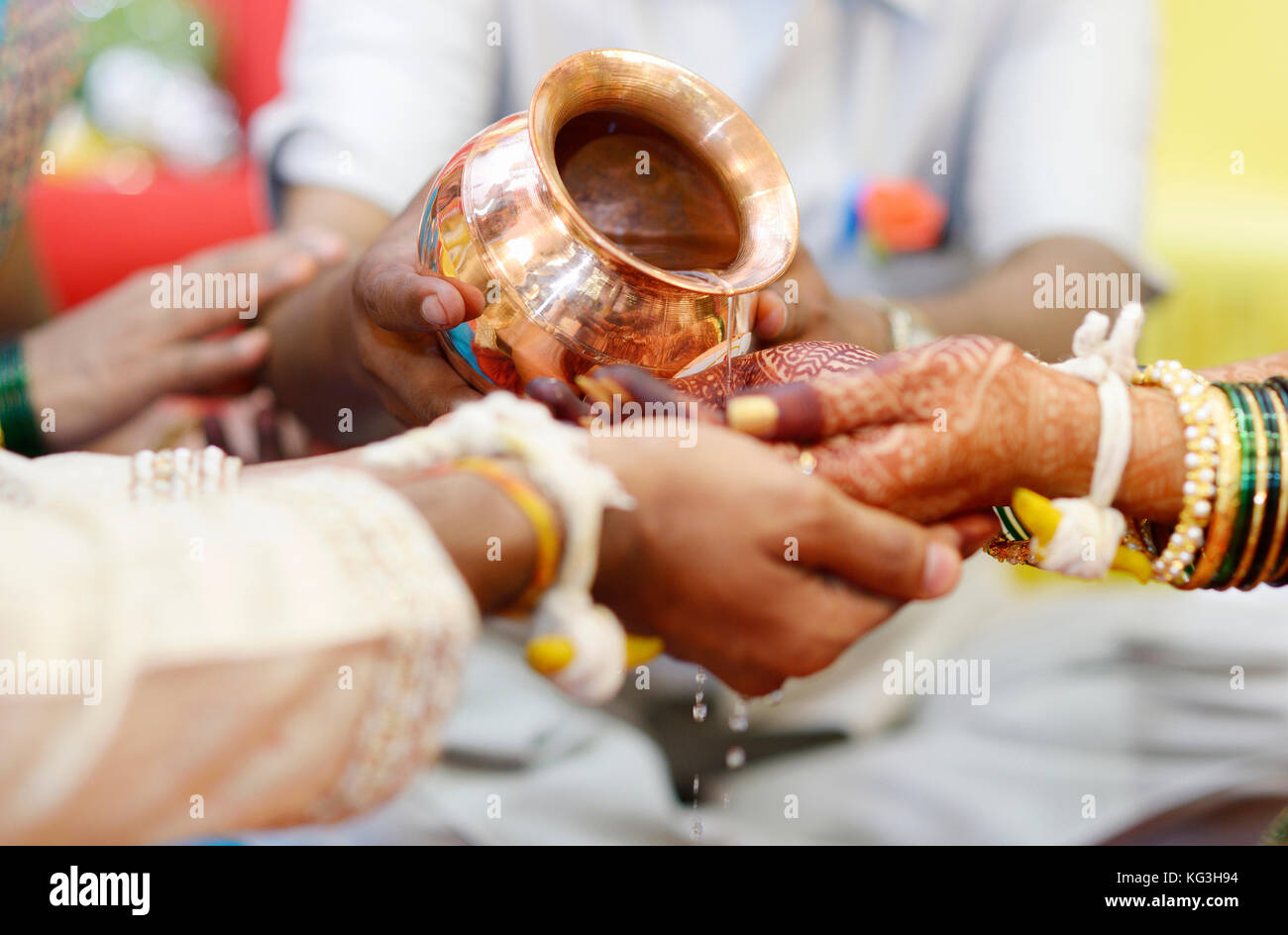 kanyadan ritual in indian wedding Stock Photo - Alamy