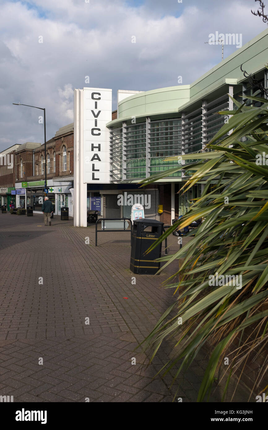 Bedworth town centre hi-res stock photography and images - Alamy