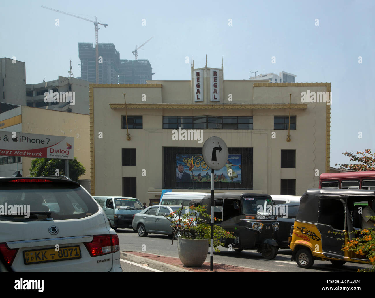 Colombo Sri Lanka Traffic outside the Regal Cinema Stock Photo - Alamy