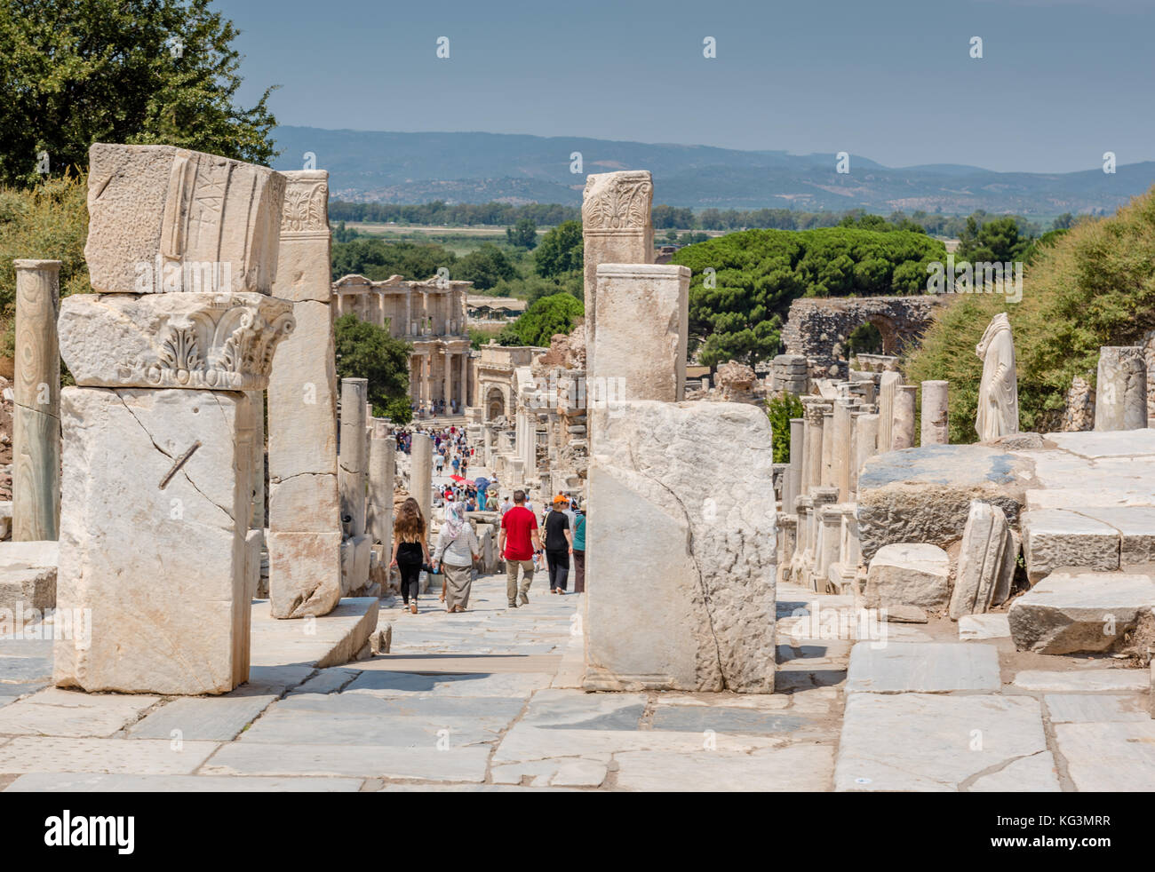 Ephesus turkey gate of hercules hi-res stock photography and images - Alamy
