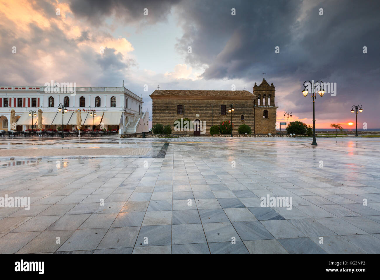 Sunrise over Solomos square in Zakynthos town, Greece Stock Photo - Alamy
