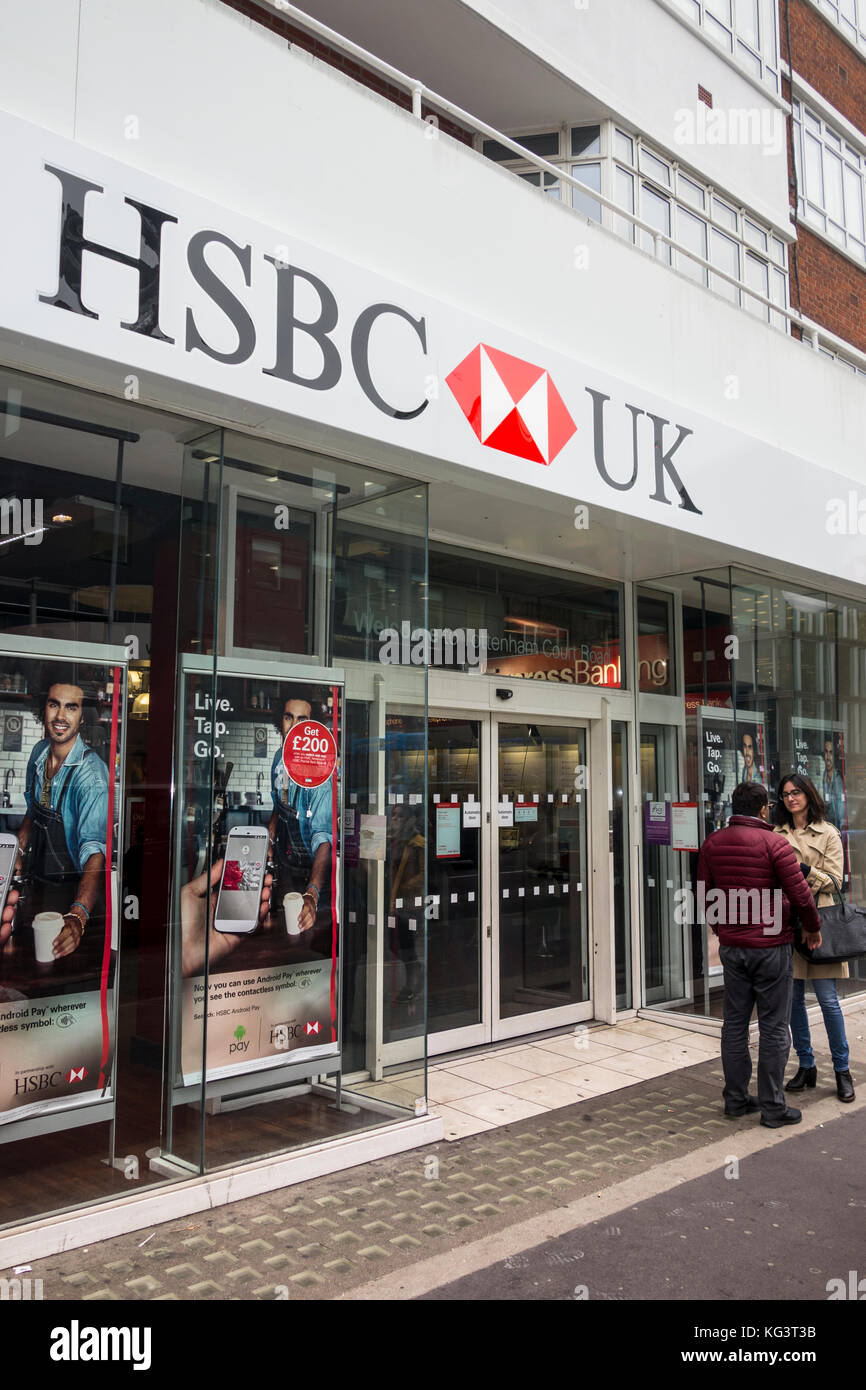 Exterior of HSBC bank at 39 Tottenham Court Road, London, UK Stock ...