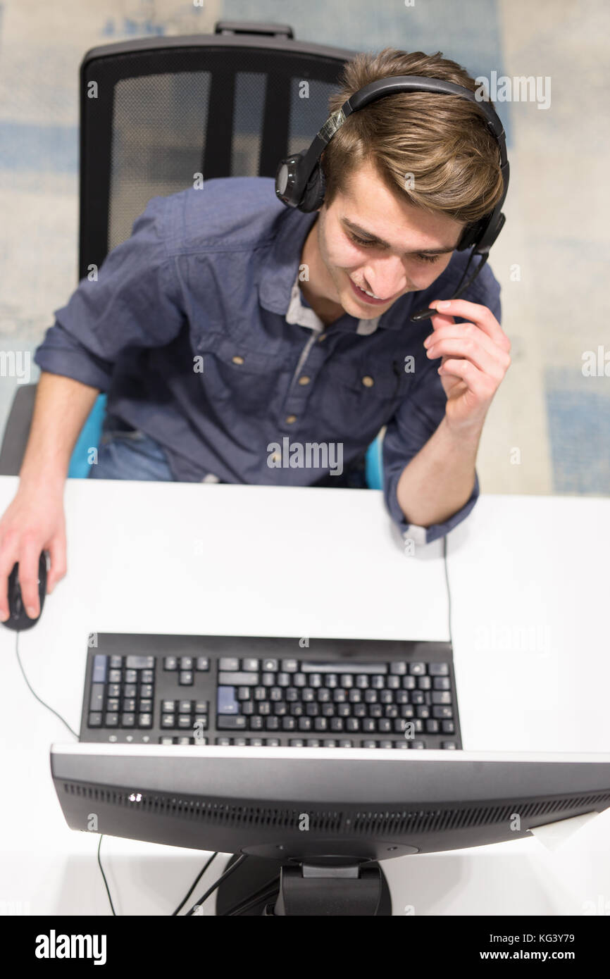 Callcenter top view hi-res stock photography and images - Alamy