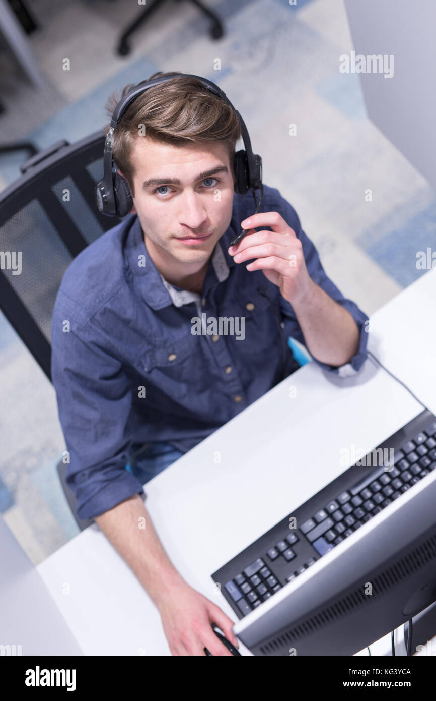 Callcenter top view hi-res stock photography and images - Alamy