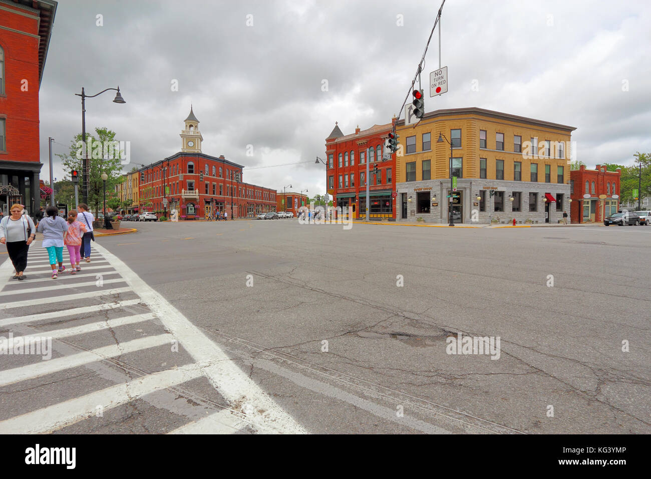 HAMILTON, NEW YORK - MAY 27 2017: Buildings at a main intersection of ...