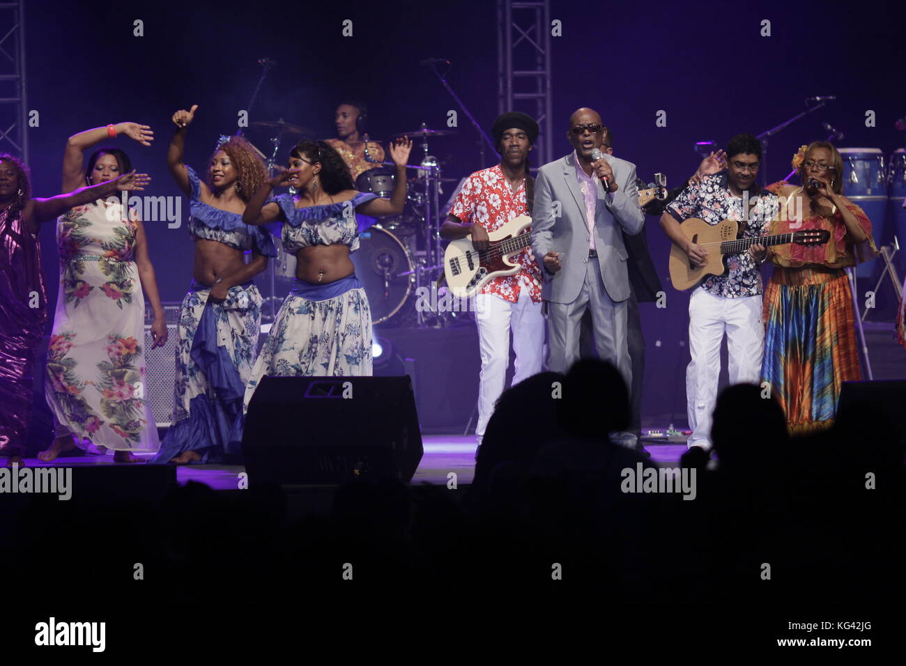 The maravanne and the traditional guitar are still being hi-res stock ...