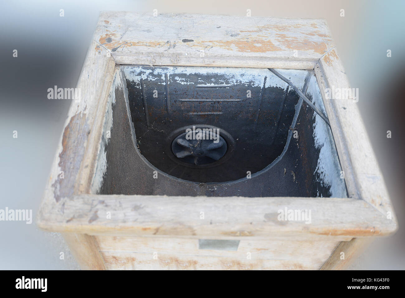 Old electric vintage wooden washing machine from end of 1950 Stock ...