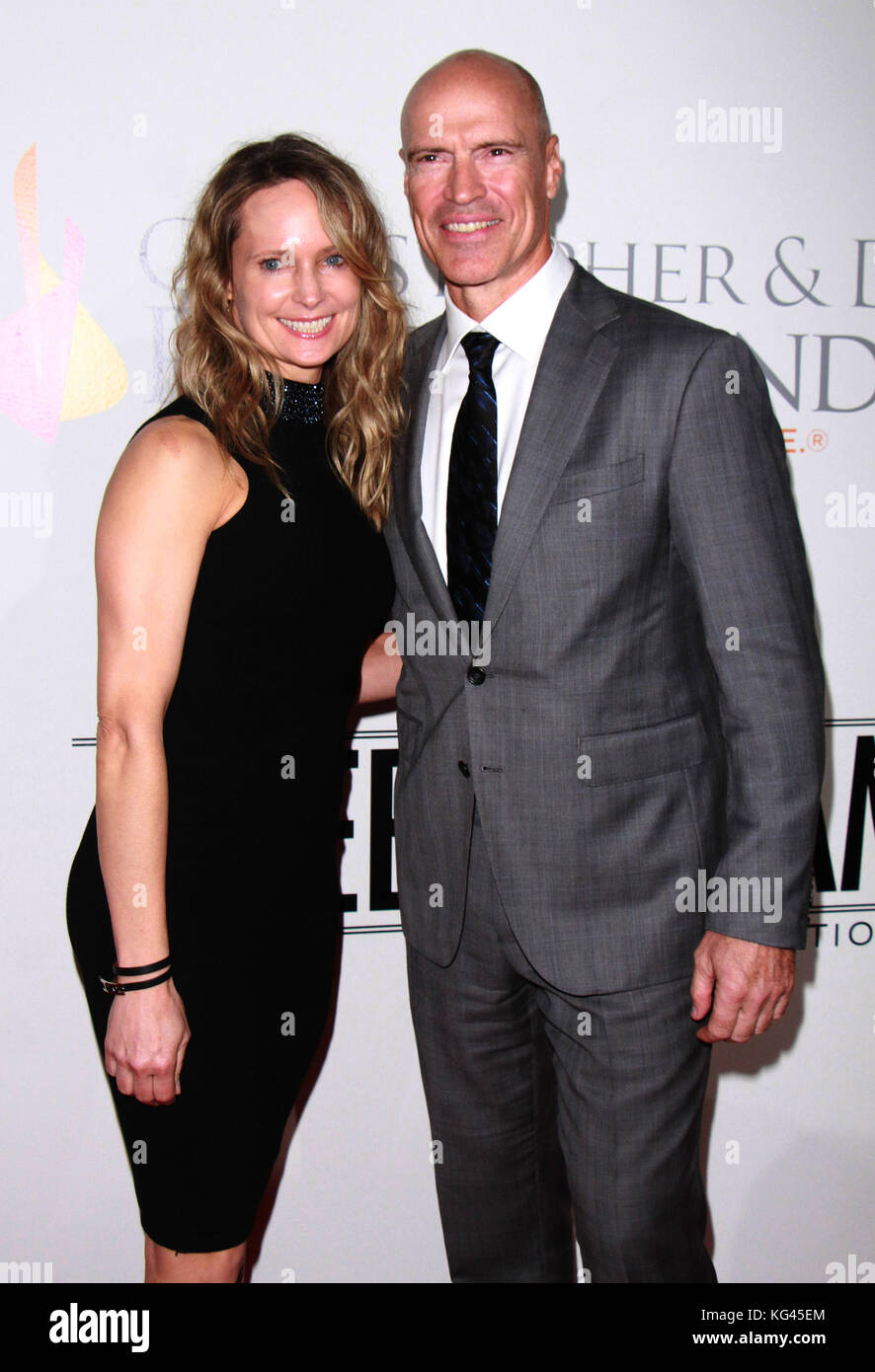 Mark messier and kim messier hi-res stock photography and images - Alamy