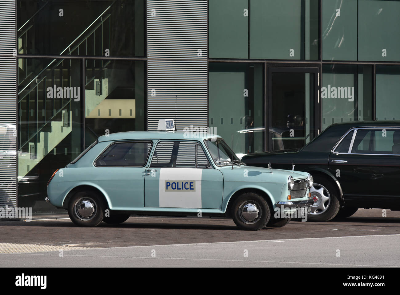 Metropolitan police academy hendon hi-res stock photography and images ...