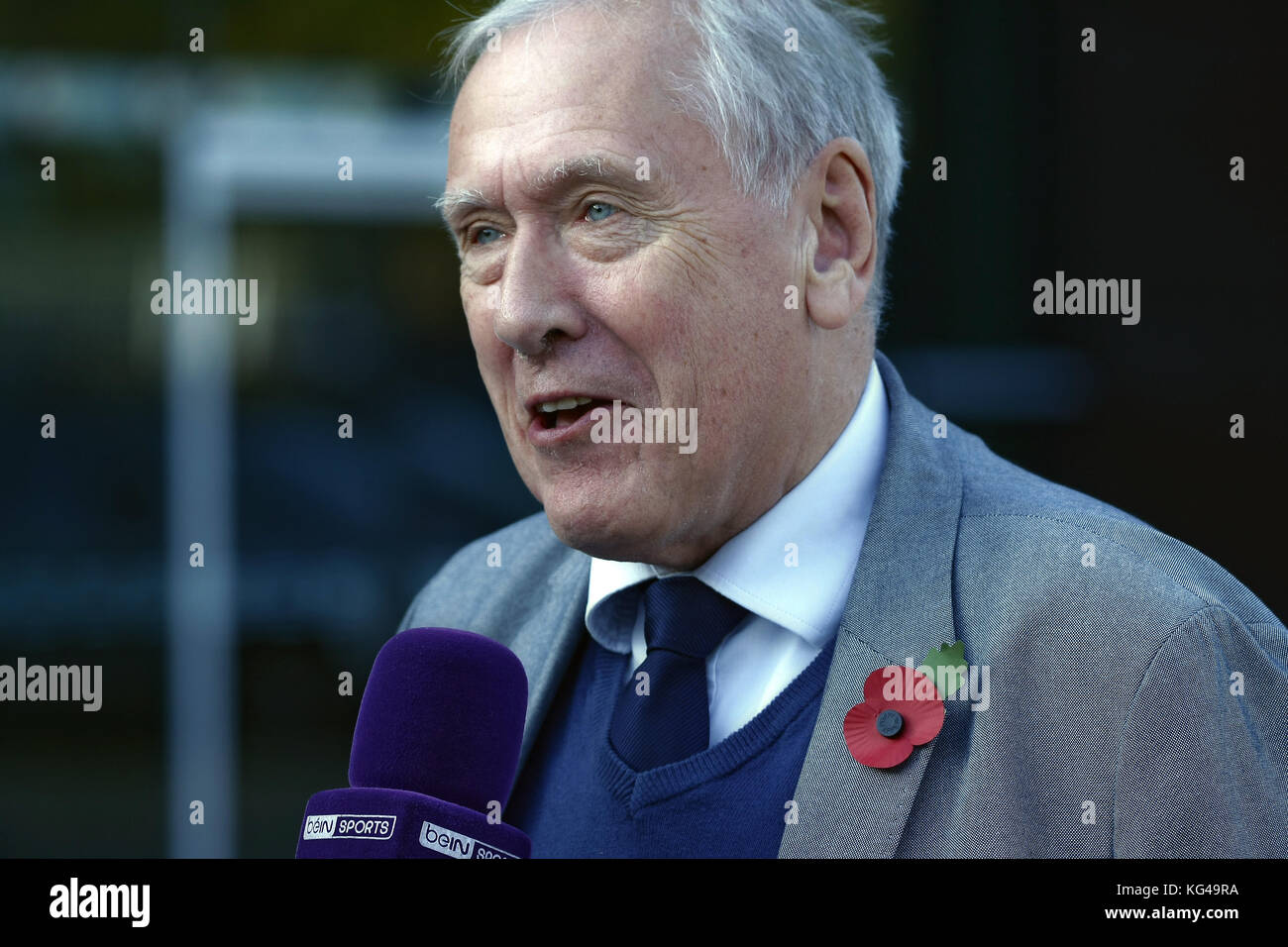 Football commentator premier league hi-res stock photography and images ...