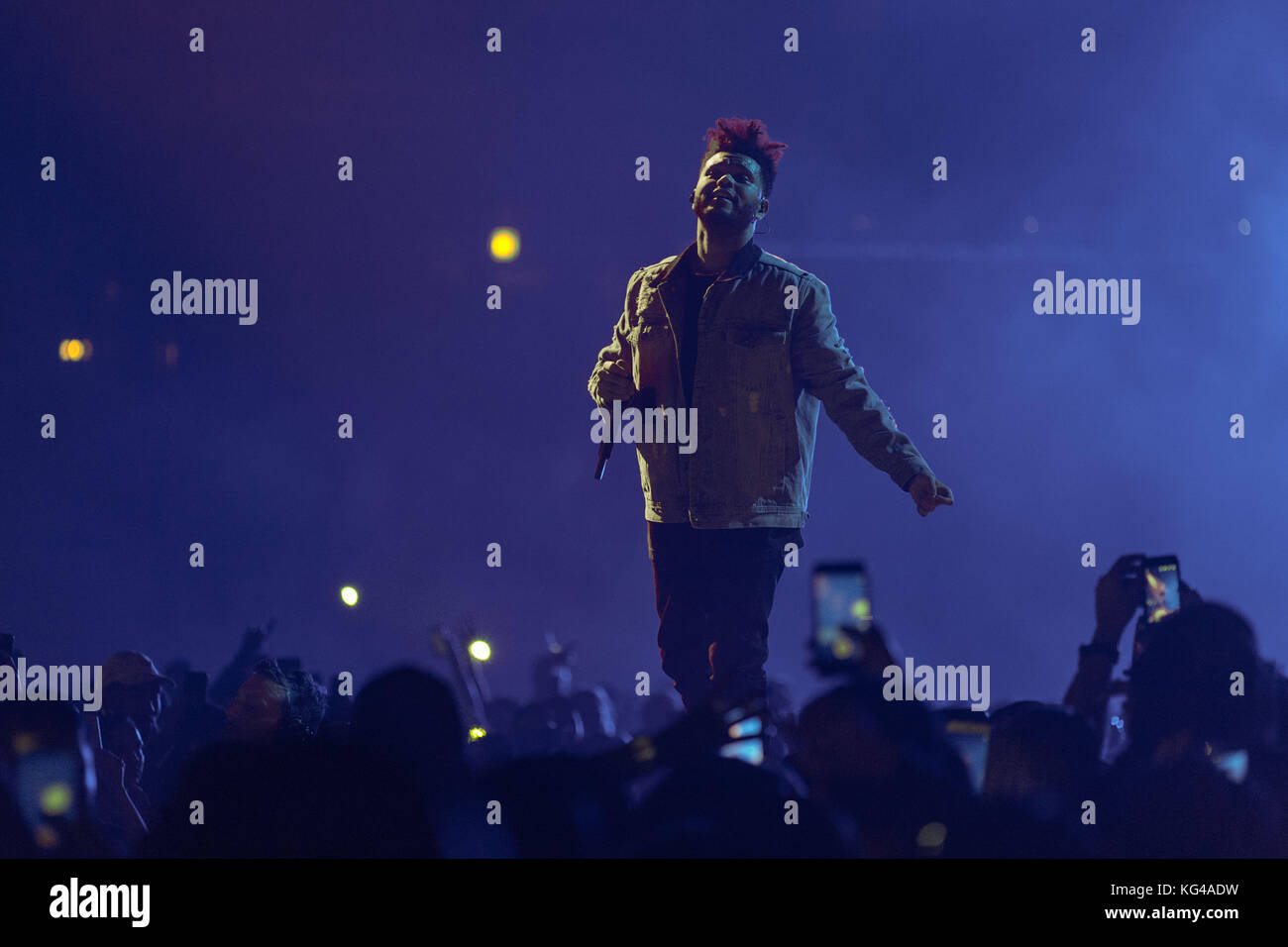 Chicago, Illinois, USA. 2nd Nov, 2017. THE WEEKND (ABEL TESFAYE) closes ...