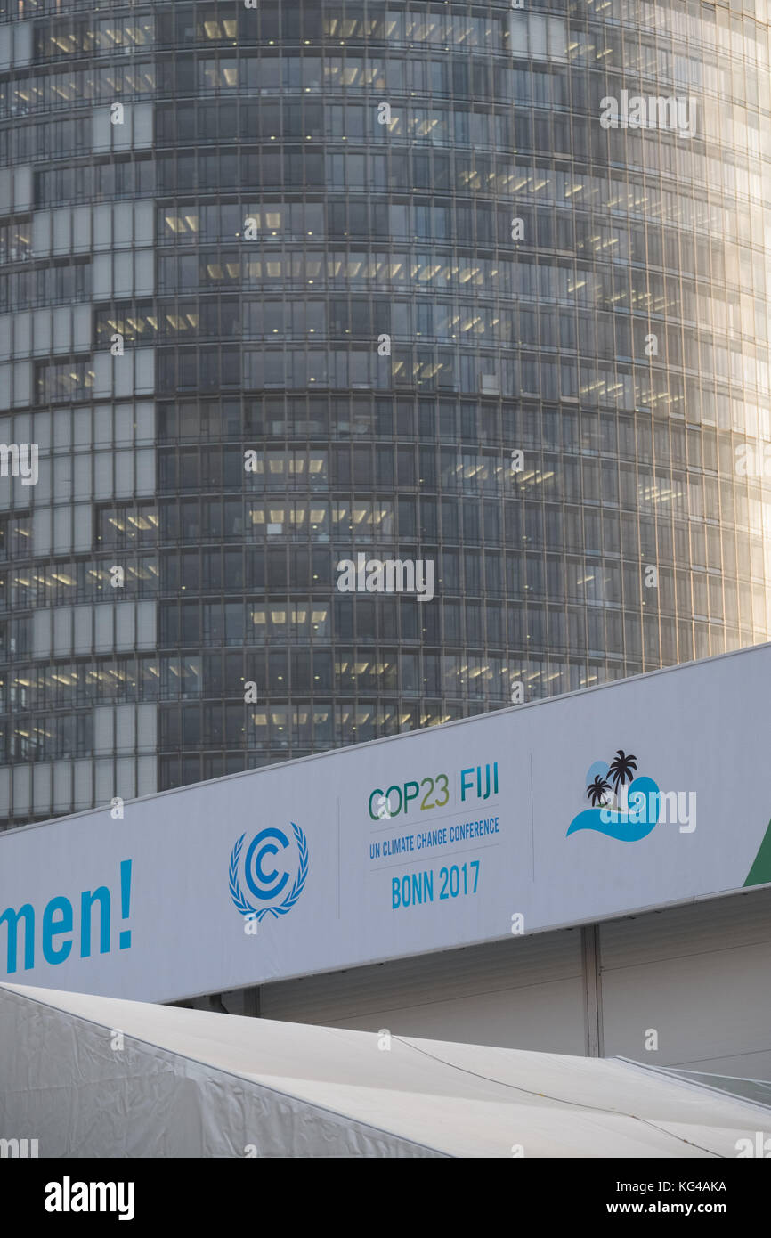 United nations logos hi-res stock photography and images - Alamy