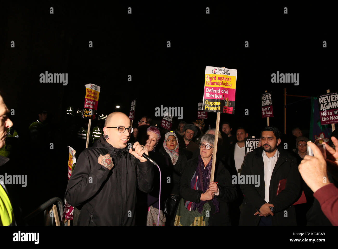 Manchester, UK. 3rd November, 2017. Dan Hett whose brother Martyn who ...